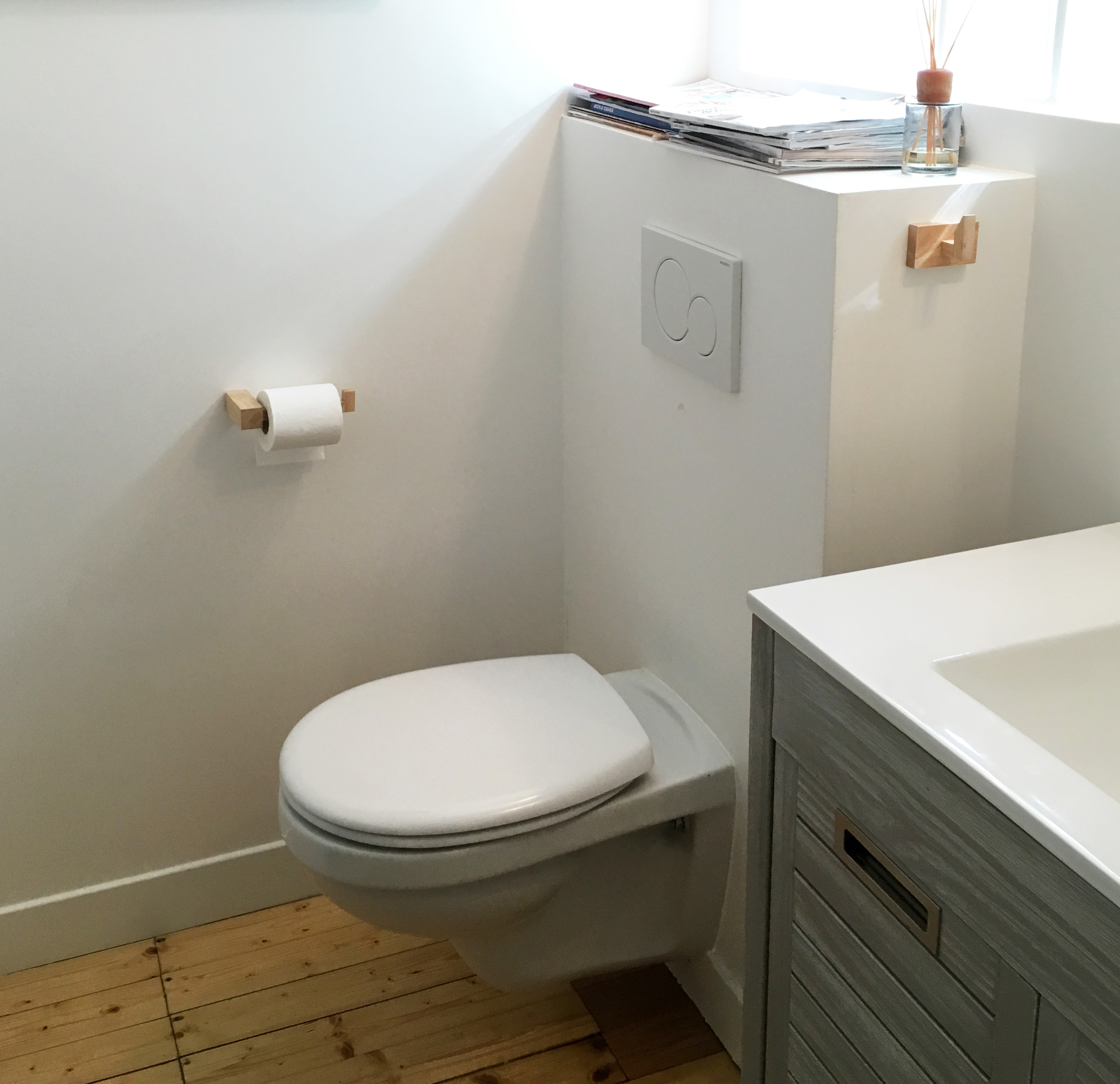 Double WC suspendu - J&J Brothers